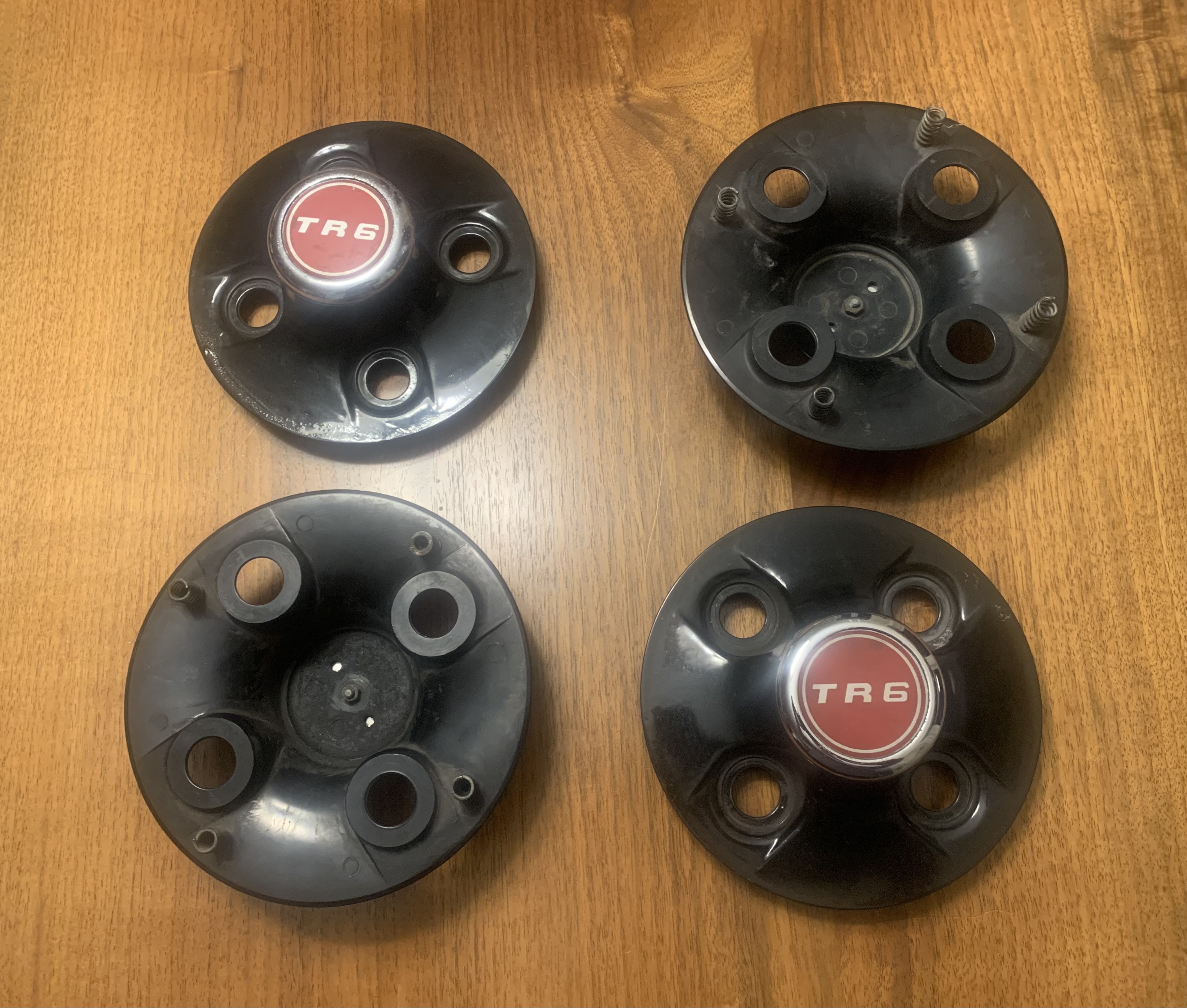 TR6 Wheel Center Caps and Chrome Medallions (Set of 5) – Toronto ...
